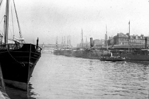 Sailing Down the Clyde: Doon the Watter