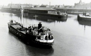 Sailing Down the Clyde: Doon the Watter